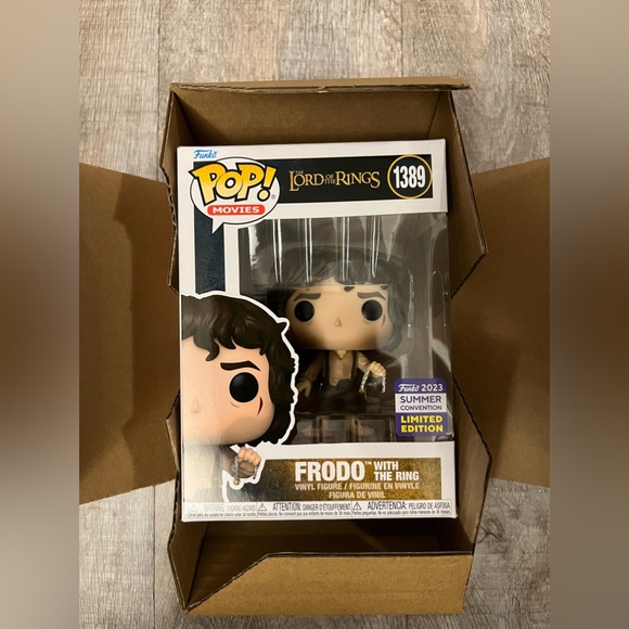 Funko | Other | Funko Pop Sdcc Frodo Baggins With Ring Limited Edition ...